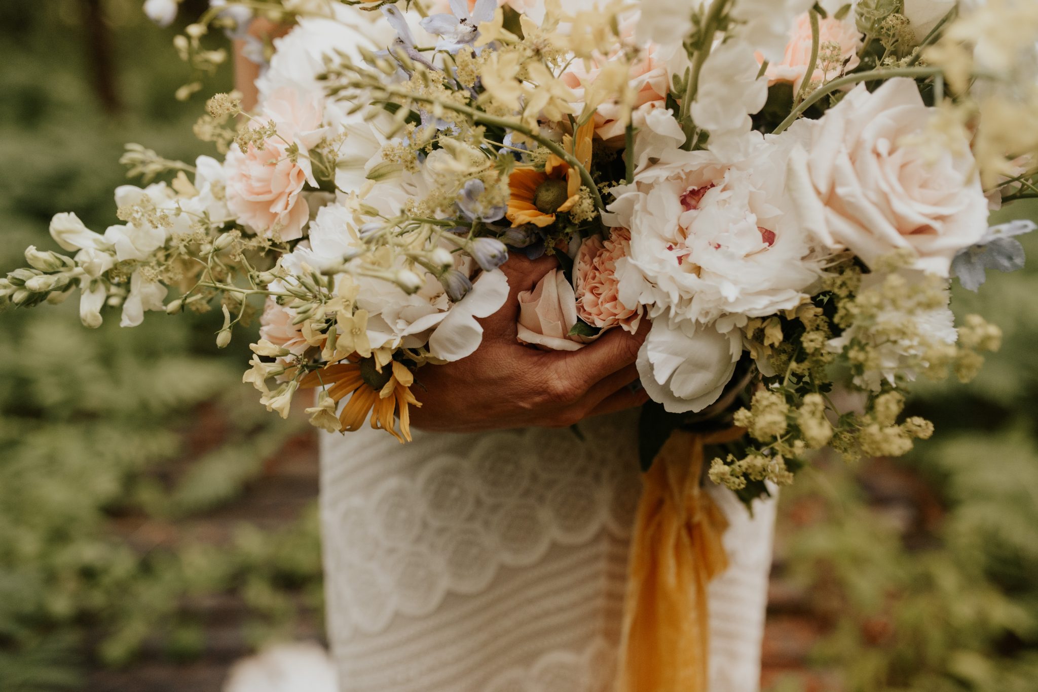 Wedding Floral Palettes For The Best Photos - Katelyn Mallett Photo